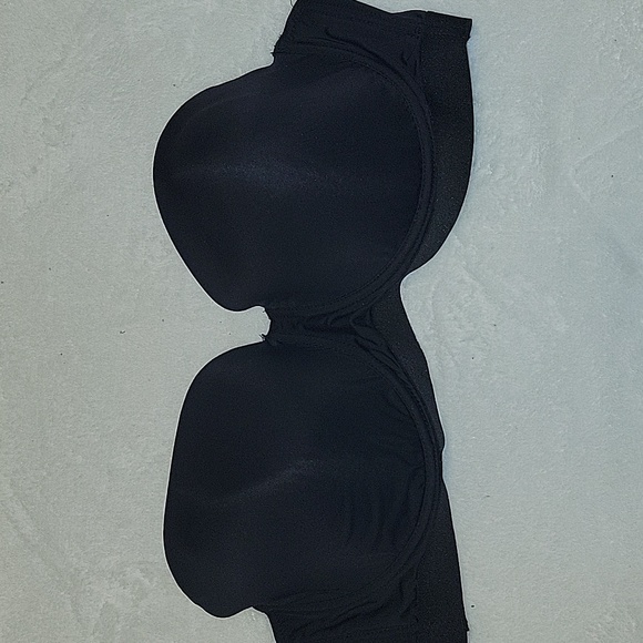 Intimates & Sleepwear | 4 Dd Strapless Bra Slightly Ripped View ...